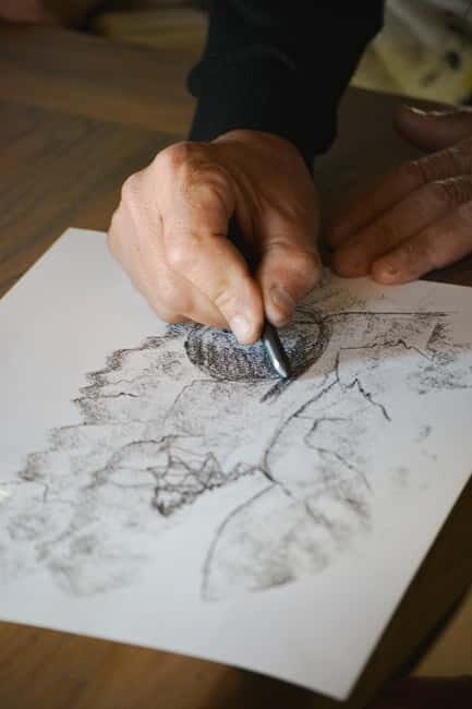 Cotignac: Drawing and watercolor studio - The Setting: Luxury Meets Creativity
