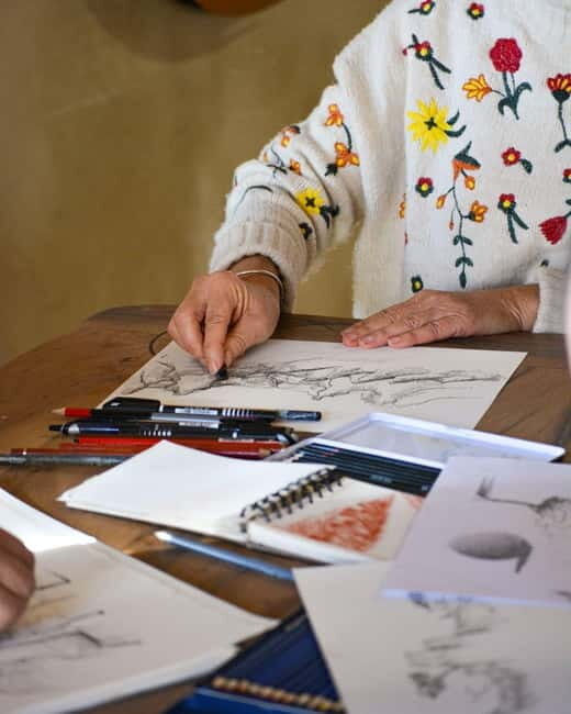 Cotignac: Drawing and watercolor studio - The Sum Up
