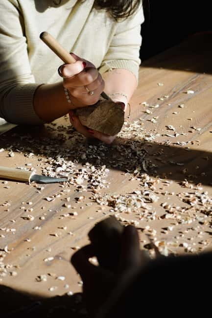 Cotignac: Wood Sculpture Studio - What to Expect and How It Unfolds