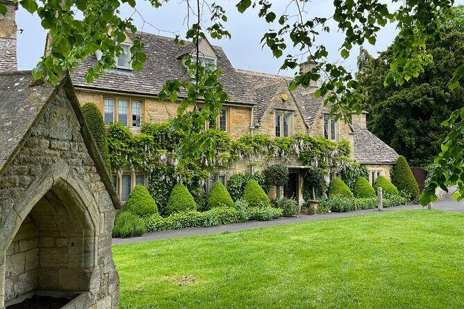 Cotswold Village Private Day Trip from Bath - What to Consider