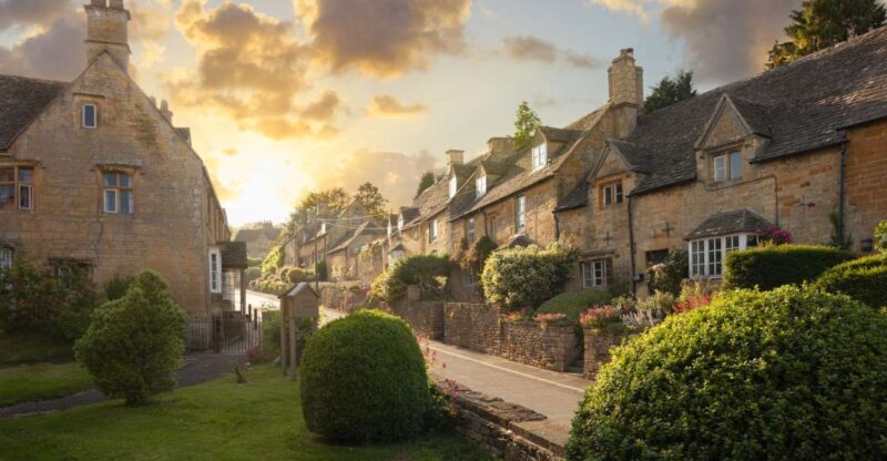 Cotswolds from London Private One-Day Tour by Car - Exploring the Cotswolds from London: A Private One-Day Tour
