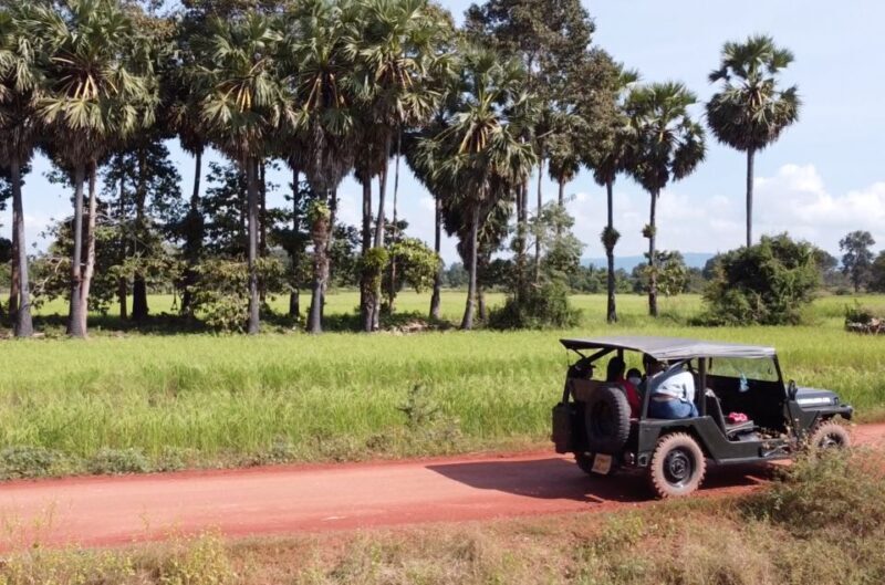 Countryside & Floating Village Tour by vintage jeep - Key Points