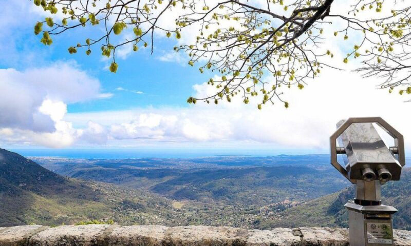 Countryside, Medieval Village and Lake Private Guided Tour - Discover the Charm of Provence: Countryside, Medieval Village, and Lake Private Guided Tour