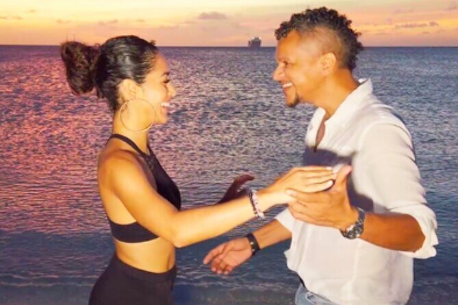 Couples Private Bachata and Salsa Dance Classes in Santo Domingo - Key Points
