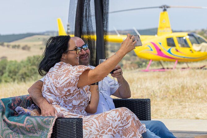 Couples Romantic Picnic - Discovering the Barossa Valley Helicopter Picnic: A Romantic Escape