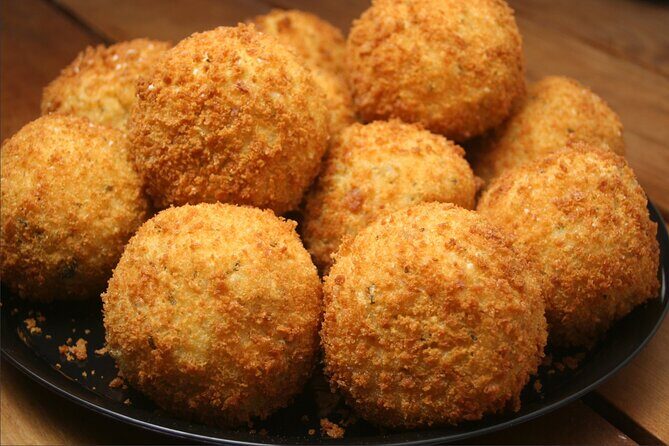 Course of Arancini and Almond Paste in Catania - Getting to Know the Sicilian Classics