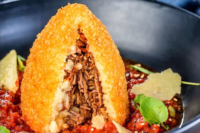 Course of Arancini and Almond Paste in Catania - FAQ