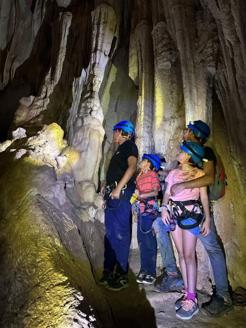 Cova Fosca in Sierra Segaria, Ondara - An In-Depth Look at the Cave Rappelling Adventure