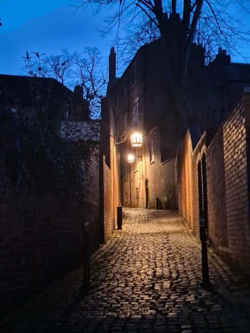 Coventry's Historic Hauntings & Dark Legends Walking Tour - Atmosphere, Sight Selection, and Experience Quality