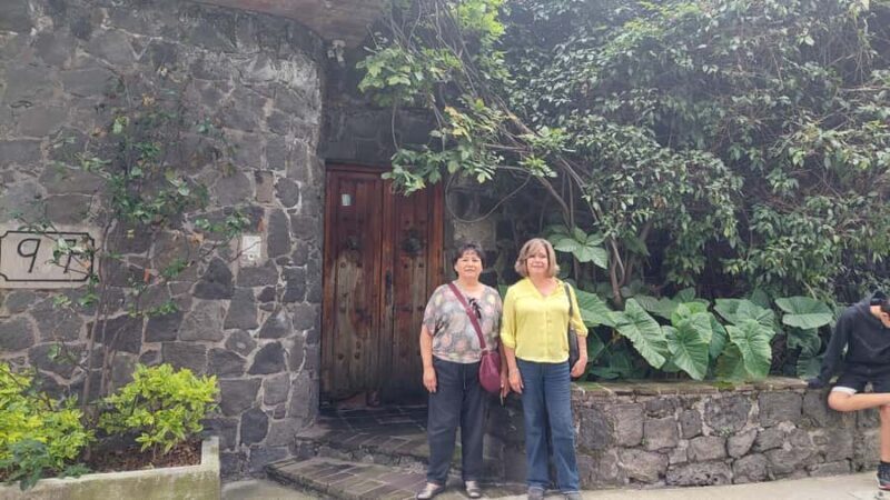 Coyoacán: A Tour of Coyoacán's Cinema, Arts, and Culture - Key Points