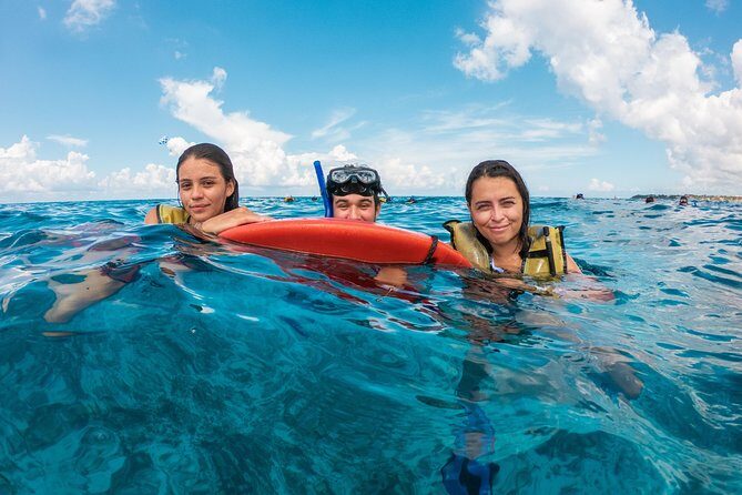 Cozumel Catamaran Snorkeling Tour & lunch® - Drinks, Atmosphere, and Additional Considerations