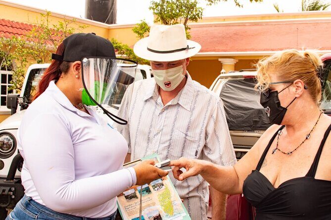 Cozumel Private Jeep Tour with Snorkeling Experience and Lunch - Who Would Love This Tour?