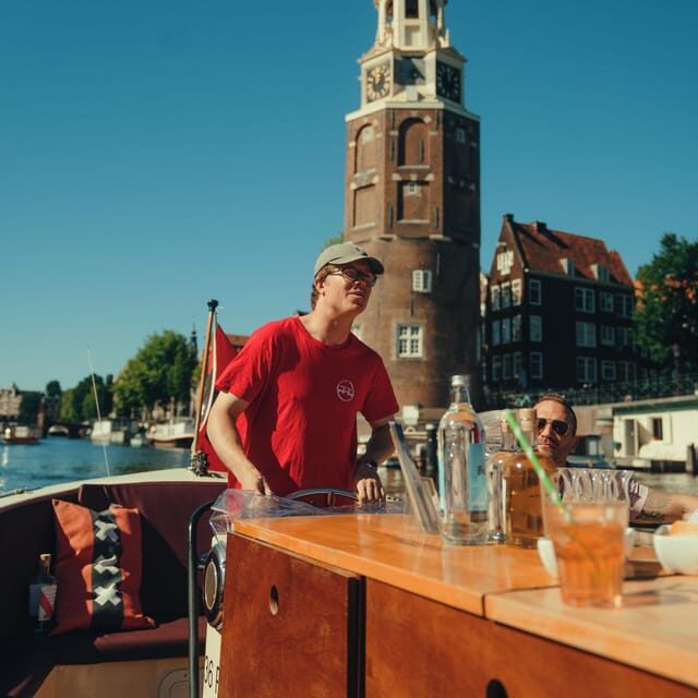 COZY AND FUN CANAL TOUR: A UNIQUE JOURNEY THROUGH AMSTERDAM - The Experience: What You Can Expect