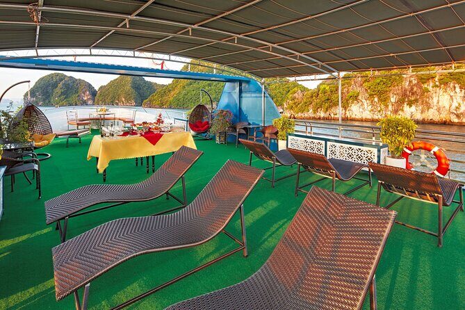 Cozy Premium 5 Star Halong Bay Day Tour By Expressway Transfer - Exploring Halong Bay’s Highlights
