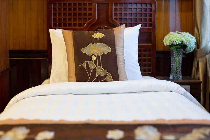 CozyBay Boutique 2D1N Kayak, Swiming ,Titop, Cave, Expressway way - Wrapping It Up