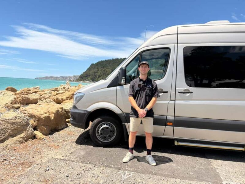 Craggy Range Deluxe, x2 winery tastings + Te Mata Peak - Discover Hawkes Bay: Craggy Range Deluxe Tour with Wine and Views