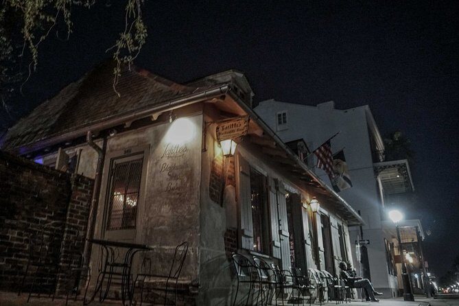 Crawl New Orleans: The Haunted Crawl w/ Shot Included - Key Points