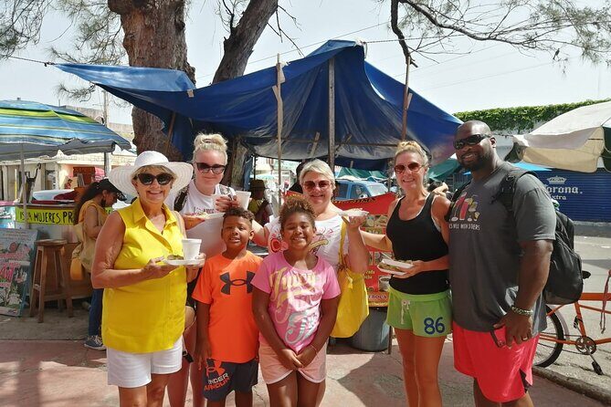 crazy walking food tour Inlakech Playa del Carmen - Starting with Fresh Fruit in Playa del Carmen