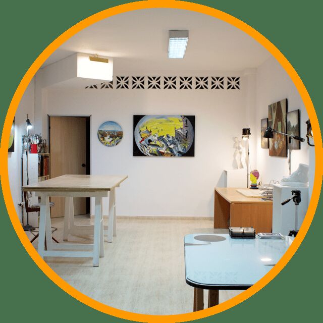 CREA TU ESTILO DE PINTURA / CREATE YOUR PAINTING STYLE - Who Will Benefit Most?