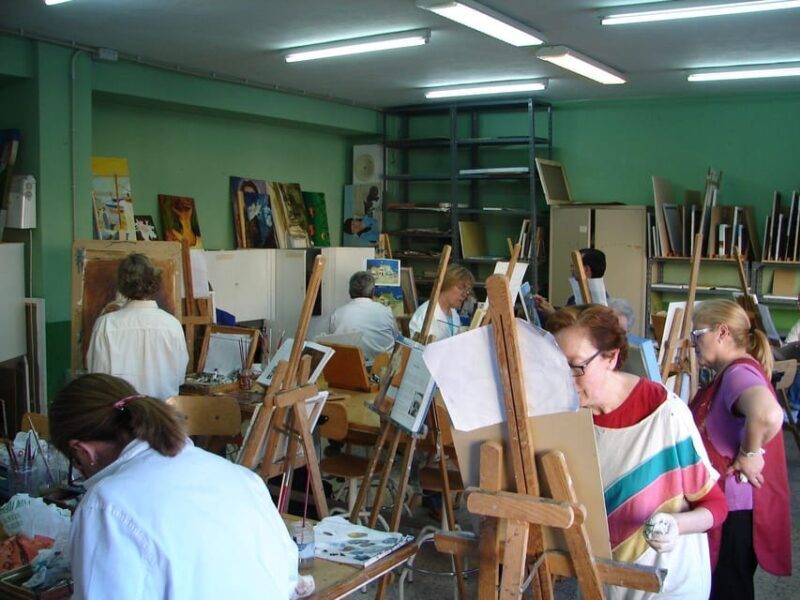 CREA TU ESTILO DE PINTURA / CREATE YOUR PAINTING STYLE - Final Thoughts: Is This the Right Experience for You?