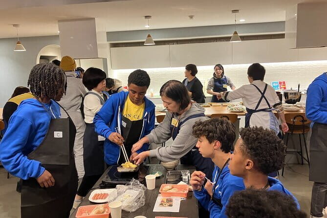 Create a Kawaii Teddy Bear Bento in Tokyo - Analyzing the Value: Is It Worth the Price?