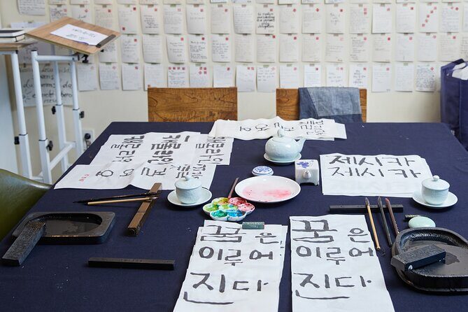 Create a Korean Calligraphy Scroll with Jeongju in Insadong Seoul - An In-Depth Look at the Experience