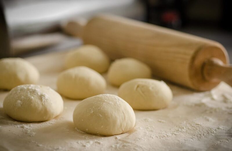 Create, Cook, Taste: Your Custom Pizza Course at La Stazione! - Key Points