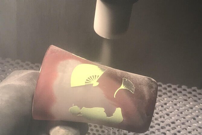 Create your Glass Artwork with Japanese Motifs in Tokyo - What Is This Glass Artwork Experience About?