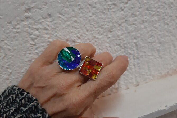 Create your own jewellery in Gaudí-style - A Creative Dive into Gaudí’s Mosaic Art