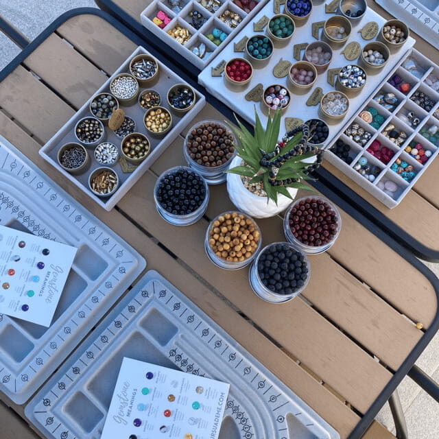 Creative Jewelry Workshop - Let's Make Stretch Bracelets - Key Points