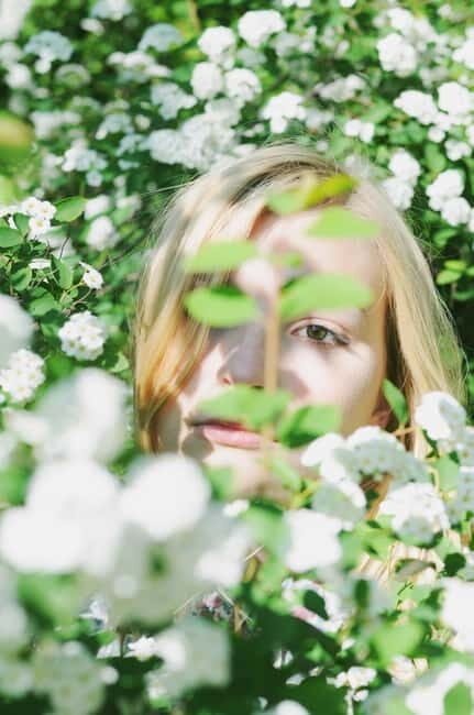 Creative Portraits in Berlins Streets - The Value of a Phone-Based Portrait Workshop