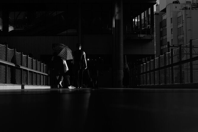 Creative Street Photography Workshop in Tokyo - Discovering Shibuya Through Your Lens