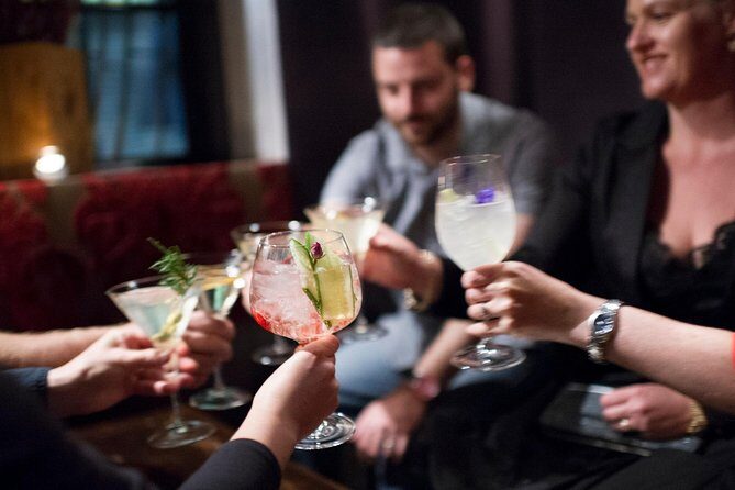 Creepy Tales, Bars & Laneways Of Melbourne Walking Tour - The Reality of the Experience: What You’ll Actually Get
