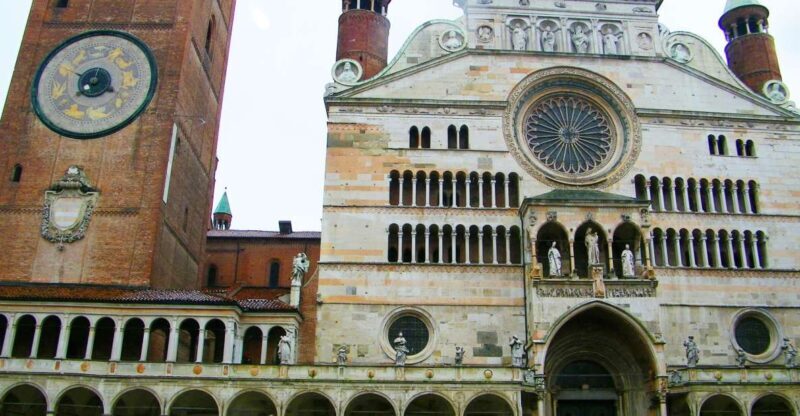 Cremona private city tour with licensed tour guide - What to Expect From the Experience