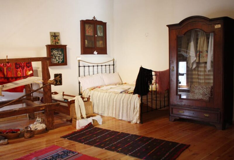 Cretan Traditional Village Assites, with food and drinks - How to Make the Most of This Experience