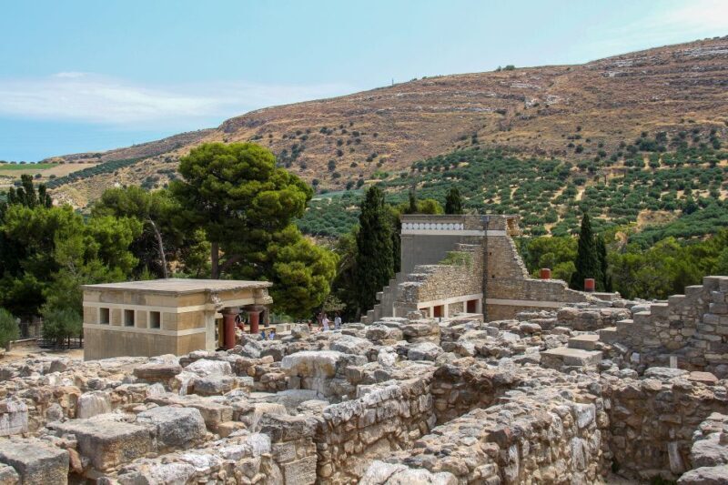 Crete: Knossos Palace & Heraklion Guided Tour - Key Points