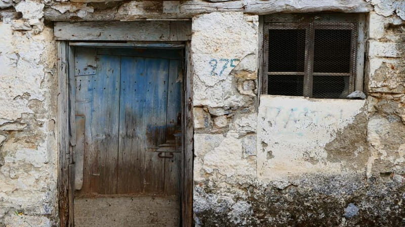 CRETE: LASITHI PLATEAU,TRADITIONAL VILLAGES AND MONASTERY - Key Points