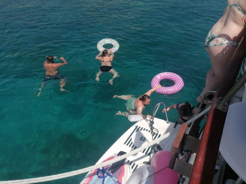 Crete: Snorkeling Boat Trip with Lunch and Transfer - Who Would Enjoy This Tour?