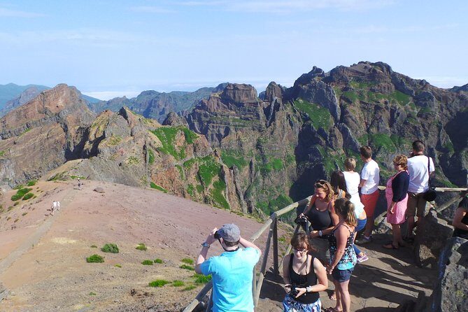 Cristo Rei, Arieiro Peak and Santo da Serra 4x4 Experience - Authentic Experiences and Review Highlights