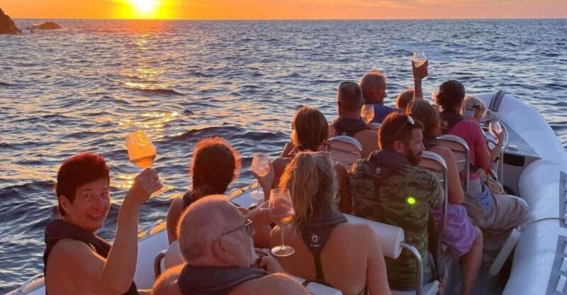 Croisière Piana Sunset Apéro Baignade bateau 12 places - Key Points