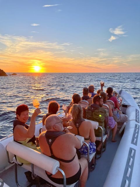Croisière Sunset Scandola Piana Baignade bateau 12 places - The Experience: A Detailed Look at the Tour