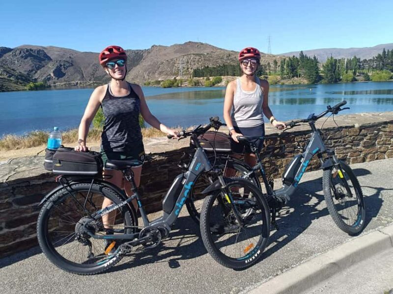Cromwell: Lake Dunstan Trail Bike Rental and Luxury Shuttle - Key Points