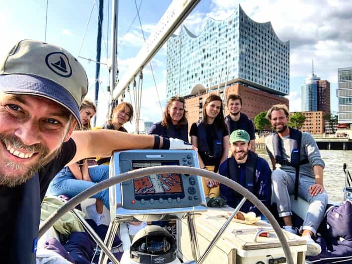 "Cruise in the City" - Sailing Yacht Event, Hamburg/Elbe - An Introduction to Hamburg’s Harbor from a Yacht