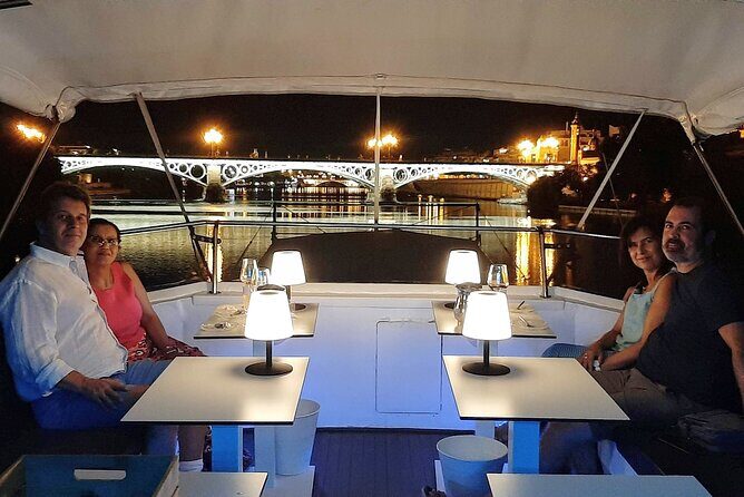 Cruise on a fantastic boat along the Guadalquivir - Onboard Experience & Amenities