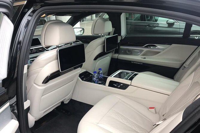 Cruise port VIP Transfer : Cruise port to Arlanda Airport 1-3 passenger - Introduction