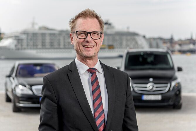 Cruise port VIP Transfer : Cruise port to Arlanda Airport 1-3 passenger - Key Points