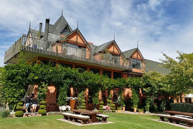 CRUISE SHIP DAY LYTTELTON Hop On Hop Off Wine Tours to Waipara - Key Points