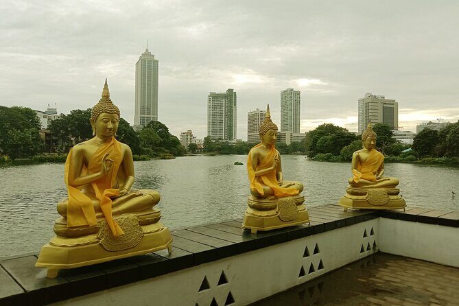 Cruise Stop Tour: Private Colombo City Highlights Trip - Iconic Landmarks and Relaxing Green Spaces