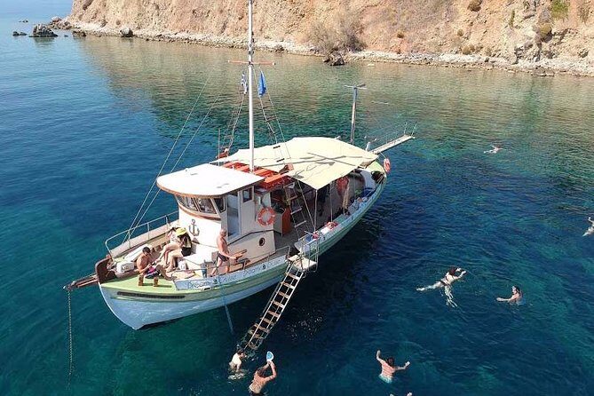 Cruise to White Rocks & Xi Beach with lunch and wine - Who Will Love This Tour?