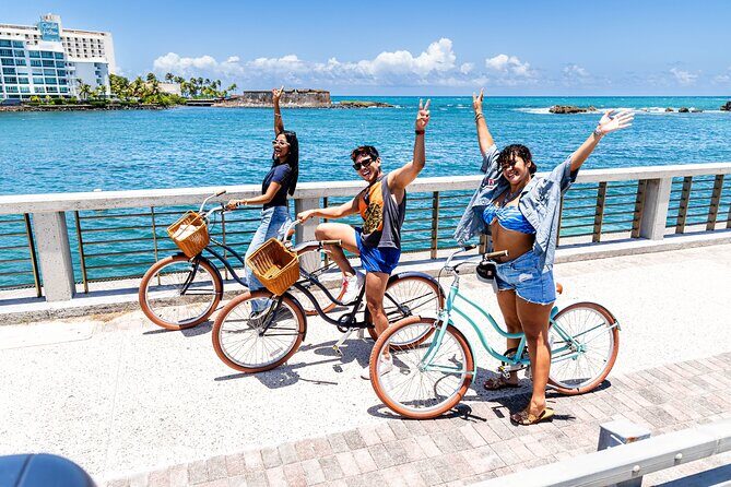 Cruiser Bike Rental at the Condado Lagoon - Key Points